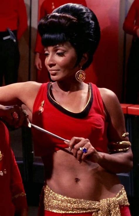 Women Of Star Trek Blue Vs Red Star Trek Tv Nichelle Nichols Star