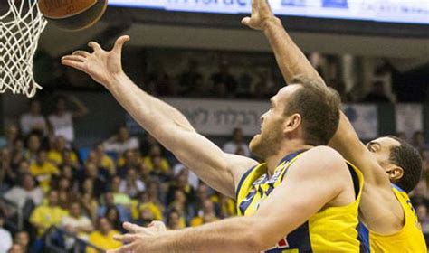 Slobodna Dalmacija Fenerbah E Prvi Turski Klub Na Krovu Europe