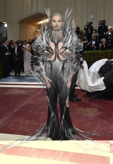 Fredrik Robertsson Met Gala 2022 Todos Los Looks De La Alfombra Roja