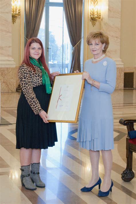 Bursele Regale Regele Carol și Regina Elisabeta Regele Ferdinand