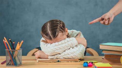 Punitions et sanctions jusqu où peut aller l école TF1 INFO