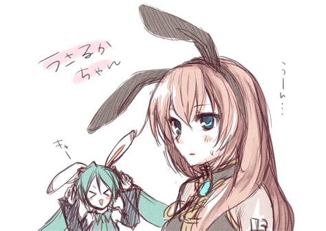 Hatsune Miku And Megurine Luka Vocaloid Drawn By Hijiki Hijikini