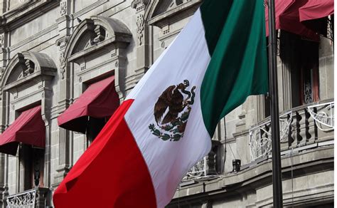 Días festivos Qué se festeja el 5 de febrero en México
