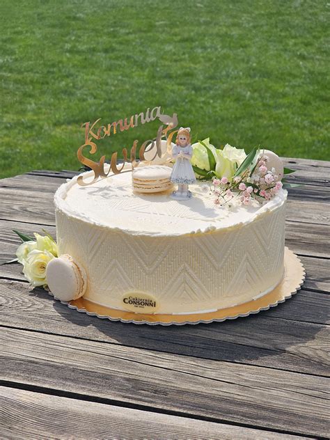 Tort Komunijny Makaroniki W Wersji Kremowej Torty Torty Komunijne