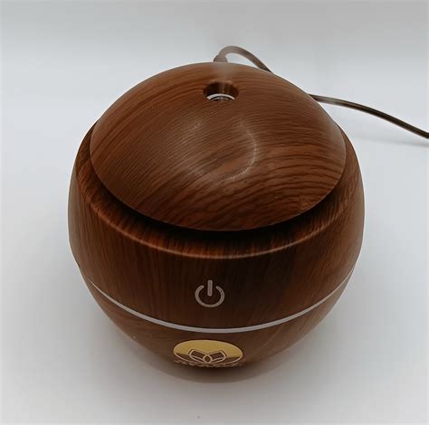 Small Round Dark Wood Grain Aromatherapy Diffuser Humidifier 130 Ml