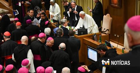 Vaticano avança 21 propostas contra abusos sexuais na Igreja TVI