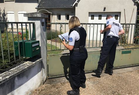 Une Patrouille De Lutte Contre Les Cambriolages