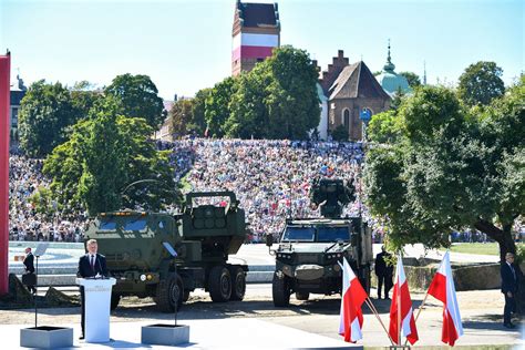 Święto Wojska Polskiego Trwa piknik wojskowy w Warszawie ZDJĘCIA