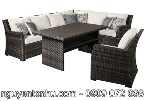 Top M U Sofa Gi M Y P Nh T
