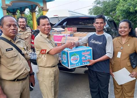 Bantuan Untuk Korban Kebakaran 13 Rumah Di Suruh Kabupaten Semarang