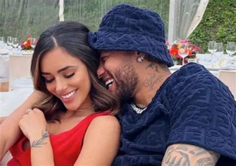 Bruna Biancardi quebra o silêncio sobre acordo milionário Neymar