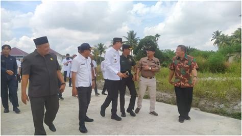 PJ Bupati Bachyuni Deliansyah Terima 12 Perumahan Dan Prasarana Dan