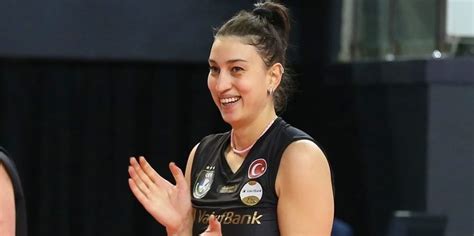 Voleybol Plus on Twitter Transfer Kübra Akman Türk Hava Yolları