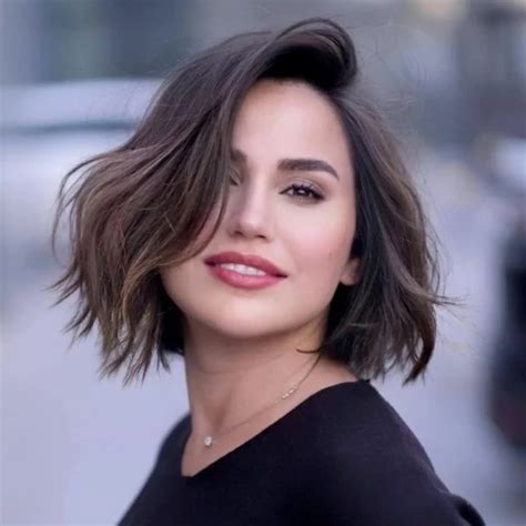Model Rambut Untuk Wajah Bulat Dan Pipi Tembem Paling Recomended