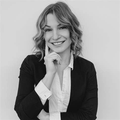 Vanessa Fischer Social Media Managerin Finance Art Gmbh Xing