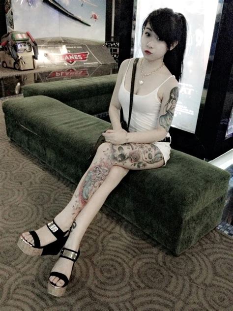 Cô gái xăm trổ hút hơn 90 000 lượt like trên mạng