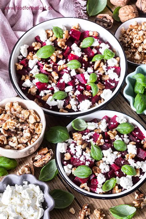 Rote Bete Salat mit Feta und Walnüssen
