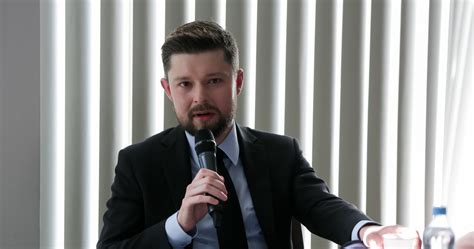 Remigiusz Mróz i Joanna Opozda przekomarzają się na Instagramie