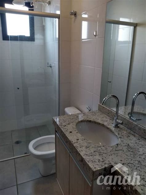 Apartamento na Rua Professor Renato Alves de Godoy Nova Aliança em