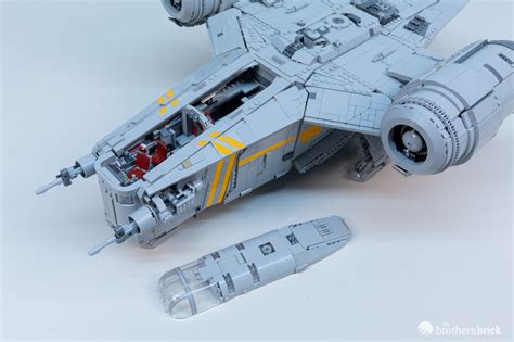 LEGO Star Wars The Mandalorian UCS Ultimate Collector Series 75331 The