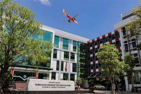 Trường Đại Học Công Nghiệp TP HCM Điểm Chuẩn 2024 Tìm Thuê Trọ Giá Rẻ