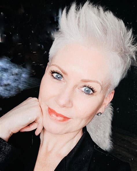 Stufig Fransig Frisuren Für Frauen Ab 50 Jünger Machen