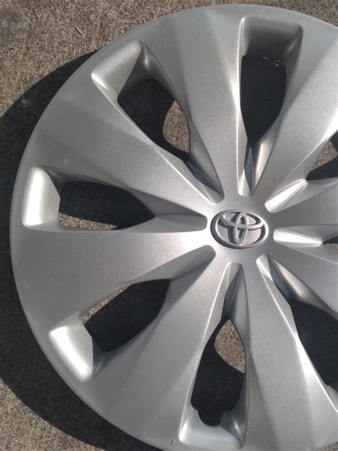 Tapón Copa Polvera Original Para Toyota Yaris Rin 15 Usado Mercado Libre