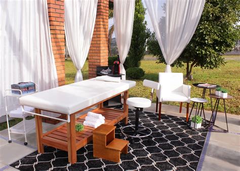 Maca Cama De Massagem Estética Oasis Parcelamento sem juros