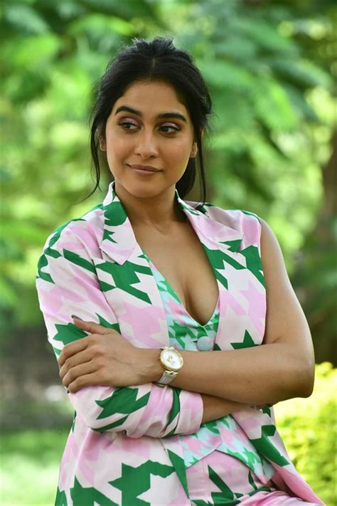 Regina Cassandra Fan Photos Regina Cassandra Pictures Images 66086 Filmibeat