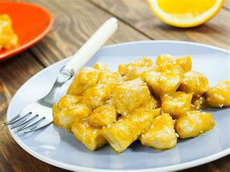 Filé de frango ao molho de laranja para você fazer hoje um almoço muito