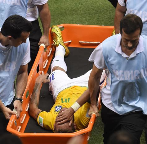 Tränen Wut Entsetzen Neymar Verletzung bei WM 2014 schockt