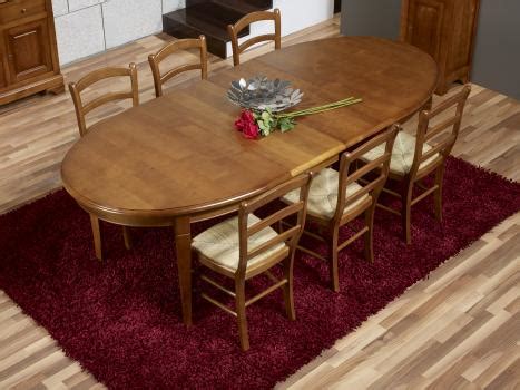 Table Ovale de salle à manger Estelle en Merisier Massif de style Louis