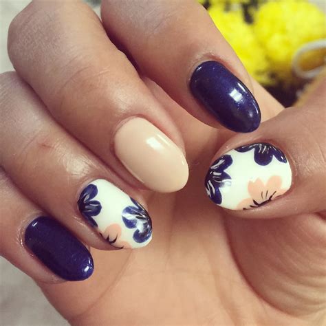 19 Flower Nail Art Designs Ideas Design Trends Premium PSD