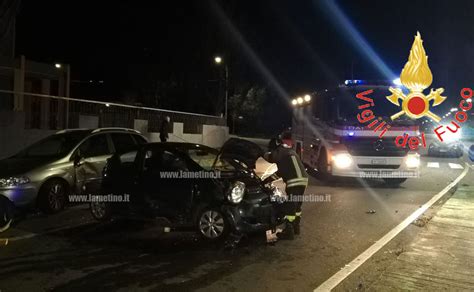 Scontro Tra Auto A Catanzaro Ferite Persone Il Lametino It