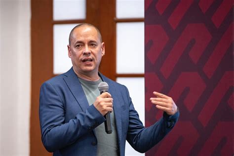 Presenta Gobierno Capitalino Nueva Línea de Atención a la Persona