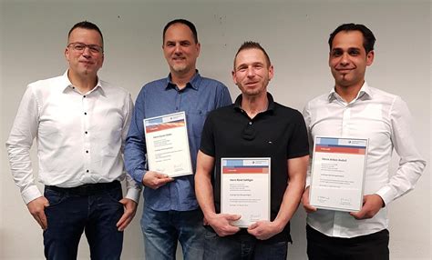 Mitarbeiter für ihr jahrelanges Engagement geehrt
