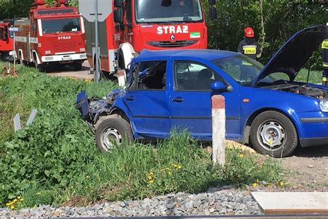 Wypadek na przejeździe kolejowym Trzy osoby ranne