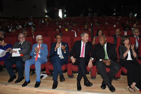 MESCYT concluye con éxito Simposio Internacional de Inteligencia