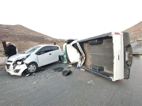Conductor Pierde El Control Y Provoca Fuerte Choque Volcadura En El R