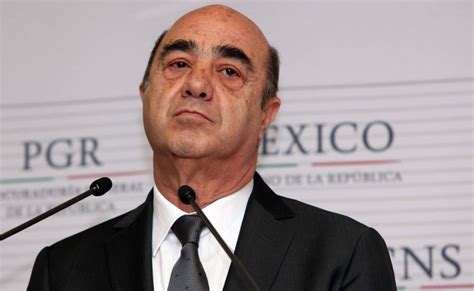 Otorgan suspensión provisional a Murillo Karam autor de la verdad
