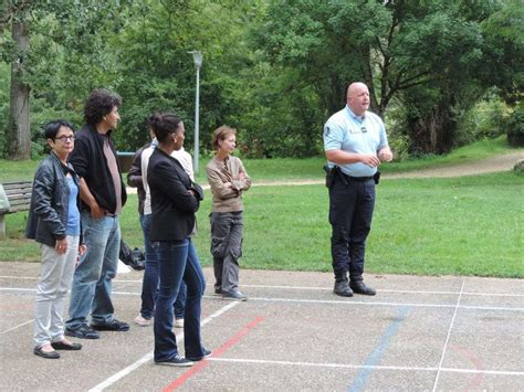 Les adolescents face aux conduites à risques