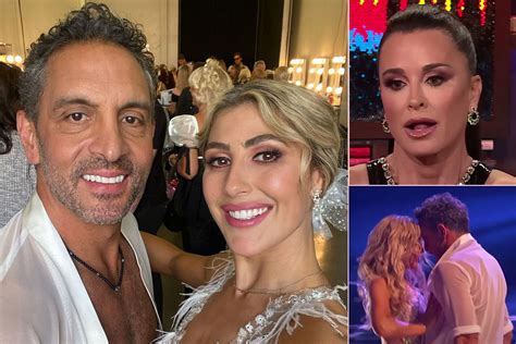 Mauricio Umansky DWTS Partner Emma Slater Address Hand Holding Pics
