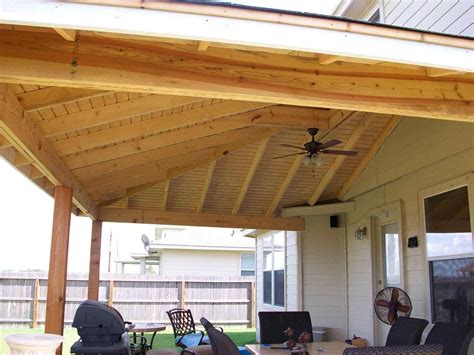 20 Vaulted Hip Roof Designs The Urban Decor