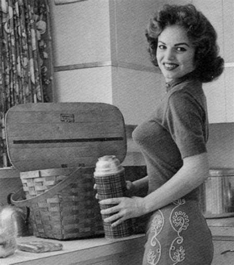Women Looked Like This In My Formative Years 40s And 50s Nsfw O T Lounge