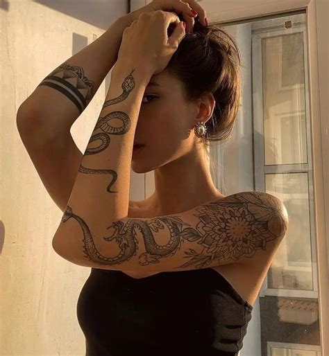 25 Cool Sleeve Tattoos Design Ideas For Women