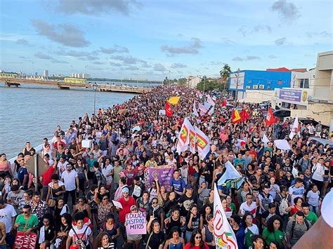 Estudantes convocam novos protestos em defesa da educação para Geral