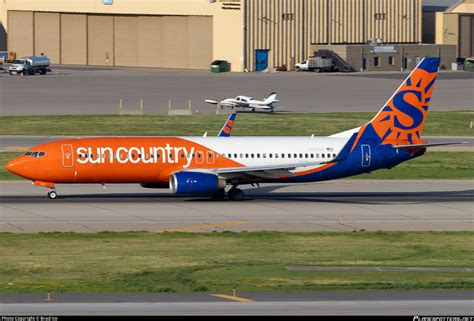N834SY Sun Country Airlines Boeing 737 8KN WL Photo By Brad Ice ID