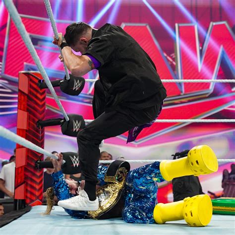Cody Rhodes vs Finn Bálor Monday Night Raw August 7 2023 WWE