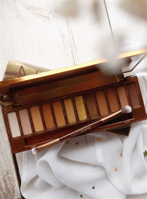 Urban Decay Naked Honey Eyeshadow Palette Review Violet Hollow