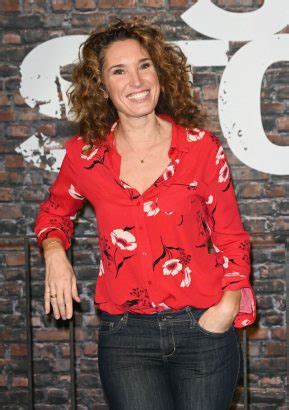 Marie Sophie Lacarrau âge taille salaire compagnon fils problème
